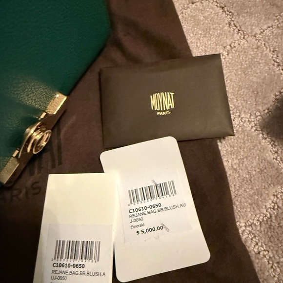 Moyna | Bags | New Moyna Green Rejane With Structured Design And Hold ...